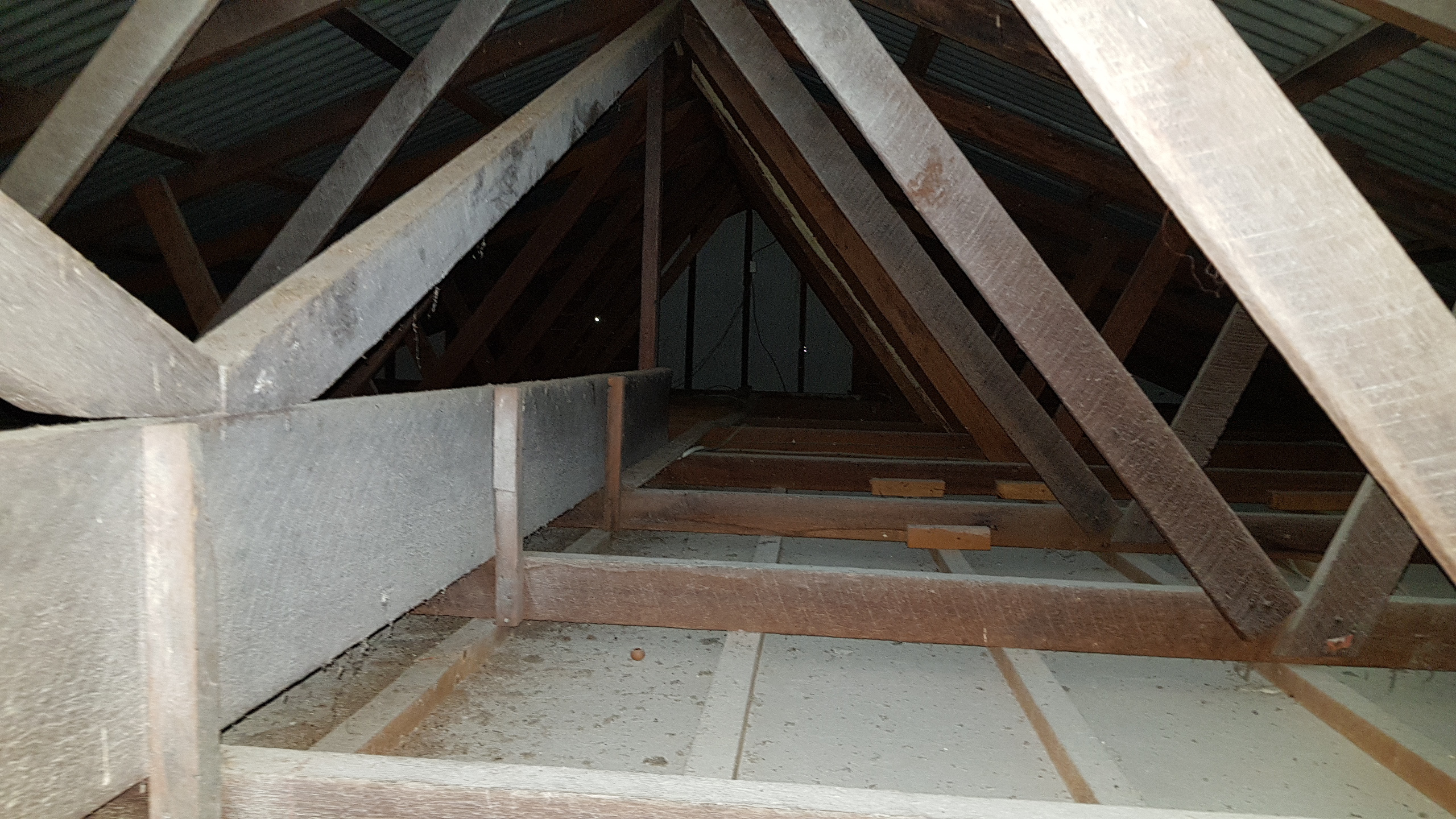 Ceiling Cavity - AHI